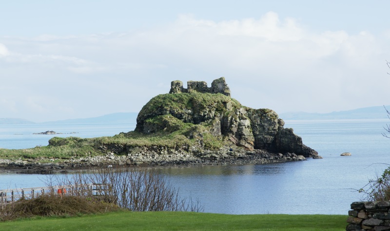 The Princes of the Isles: From Viking Warlords to the Great Clan ...