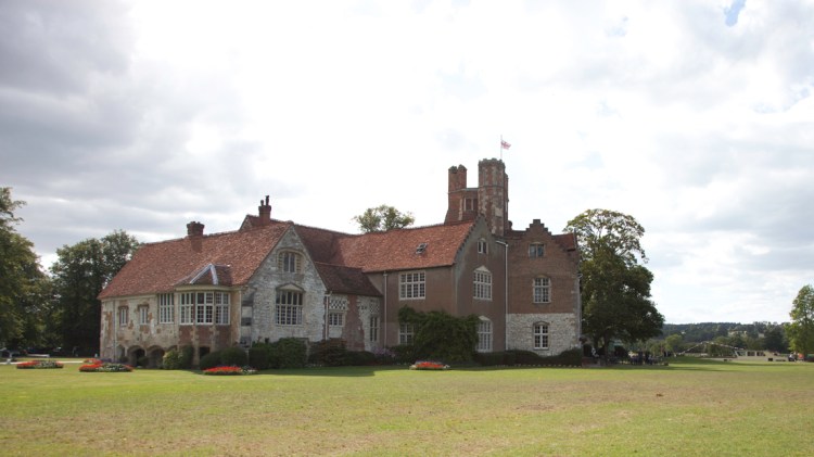 Like feuding Montagus: the troubled history of the Dukes of Manchester ...